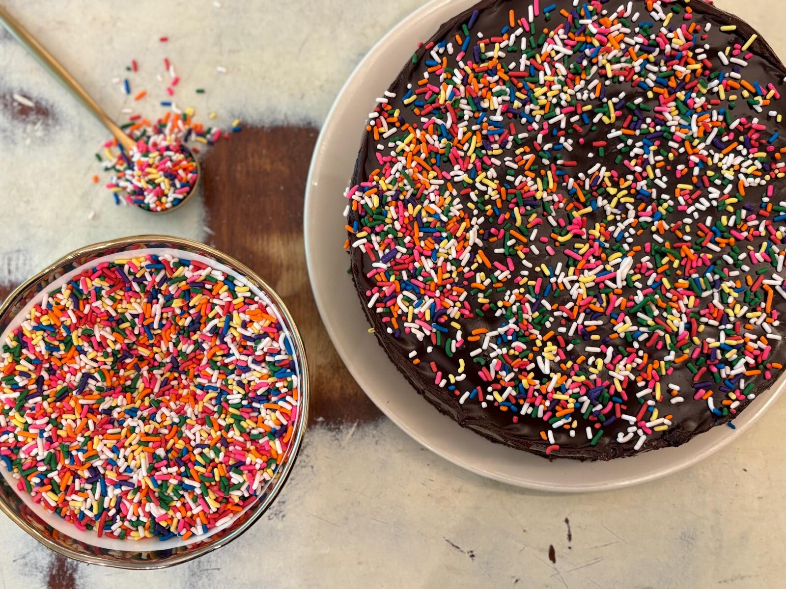 Cake for Shabbat - The ultimate chocolate cake - Break thy bread